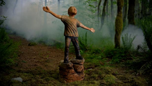 Most Incredible Chainsaw Carvings from A Cut Above | Discovery