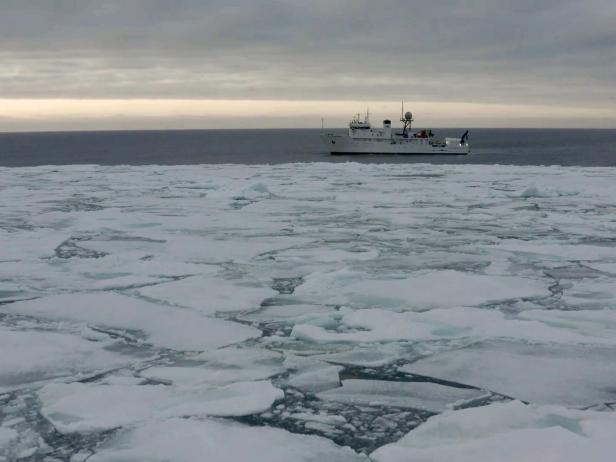 Only One Man Has Reached the World’s Deepest Points | Discovery