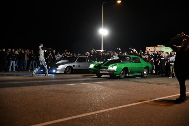 Texas Vs. Nola Race on Street Outlaws: Fastest in America | Discovery