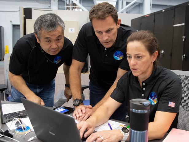 The First Native American Woman Travels into Space with NASA's Crew-5 ...